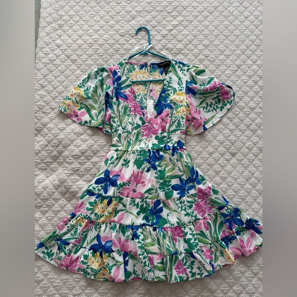 B Darlin | Dresses | Very Pretty Sundress | Poshmark